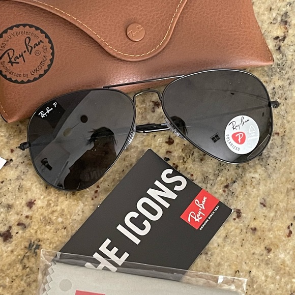 Ray-Ban | Accessories | Hp New Ray Ban Aviator Black Sunglasses | Poshmark